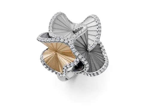 Annamaria Camilli by Robert Thomi